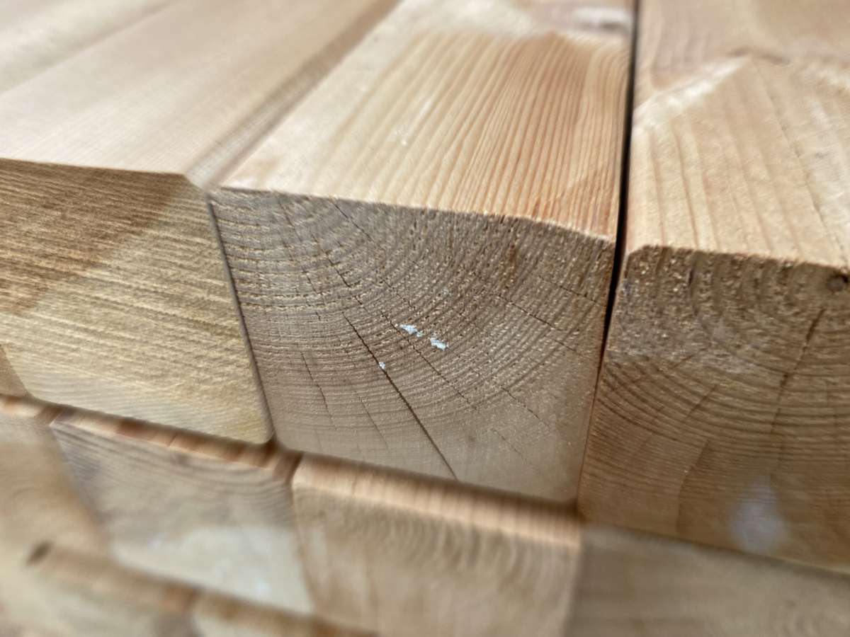 Kantholz, Balken, Bauholz, 10x10 cm | Holz-Wohnen-Garten.de