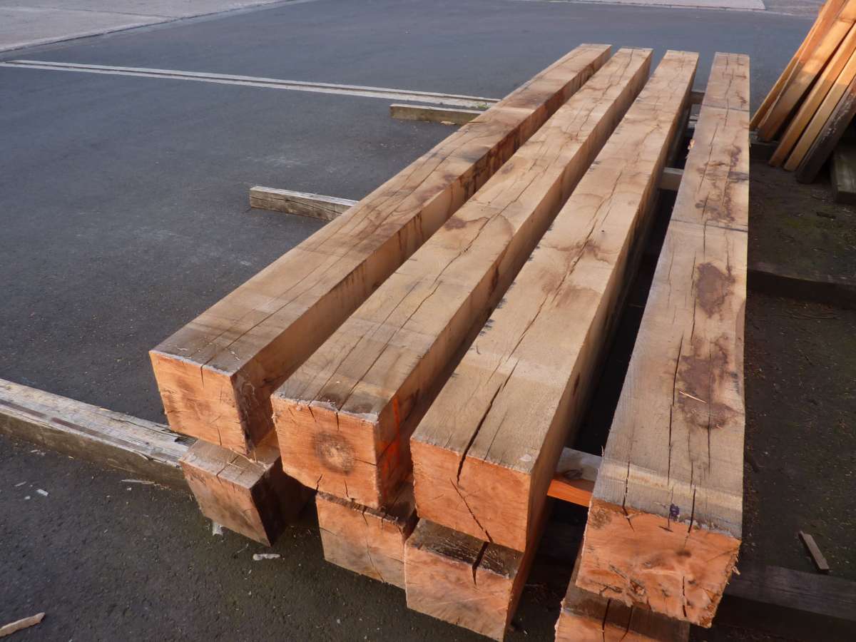 Eichen Balken/Kantholz, mehrjährig abgelagert | Holz-Wohnen-Garten.de